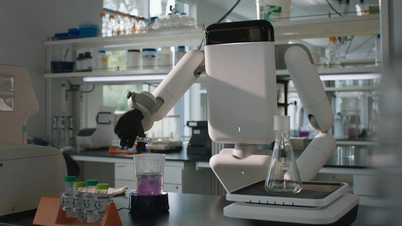 Genesis AI Unveils Eno: The Minimalist Robot Making an "Opposite Bet ...